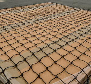 HEAVY DUTY CARGO SKIP NET FOR SECURING LOADS IN TRAILERS SKIPS AND ...